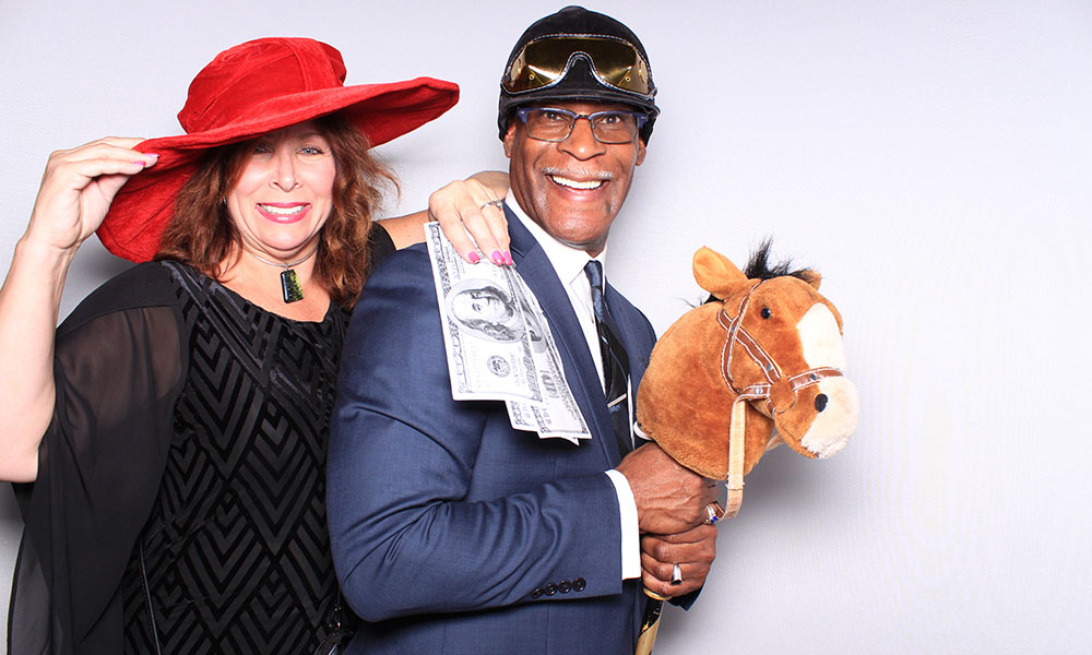 Saratoga After Dark: Having Lots Of Fun In The 'saratoga living' Photo ...