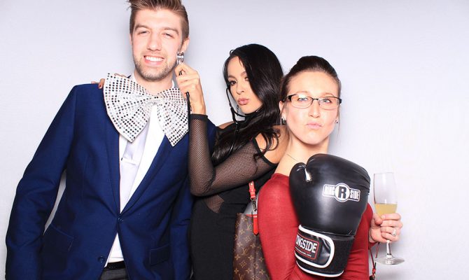 Having Lots Of Fun in the 'Saratoga Living' Photo Booth - Saratoga Living